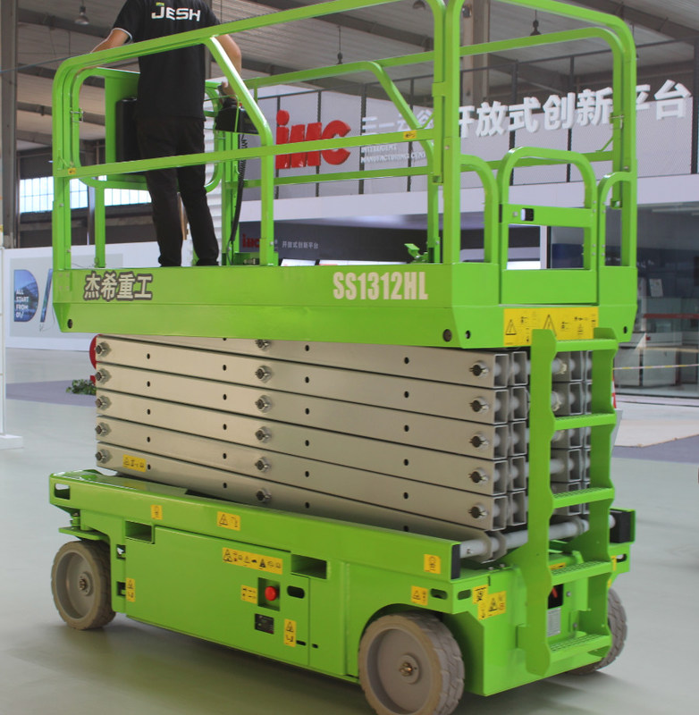 Pictures Of Self Propelled Elevated Working Platform